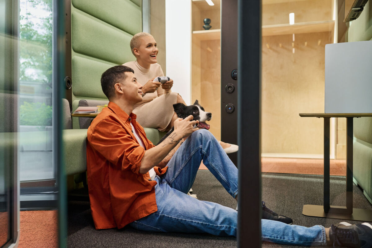 HushFree.L - Thinkspace